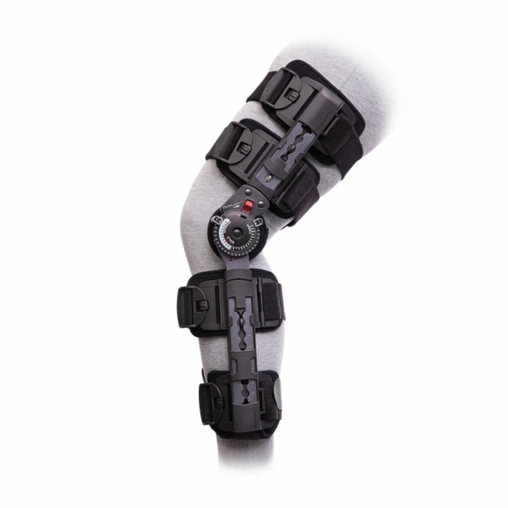 Buy DJO Donjoy X-ROM Post-Op Knee Brace | Get Your Knee Back in the ...